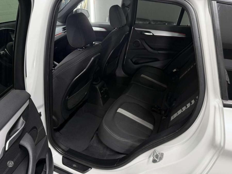 Balts BMW X1 2018 Utena, ar dzinēja tilpumu 2.00 L un nobraukumu 193 tūkst. km par 15750 €, foto 35 vietnē AUTOMOTO.COM.LV
