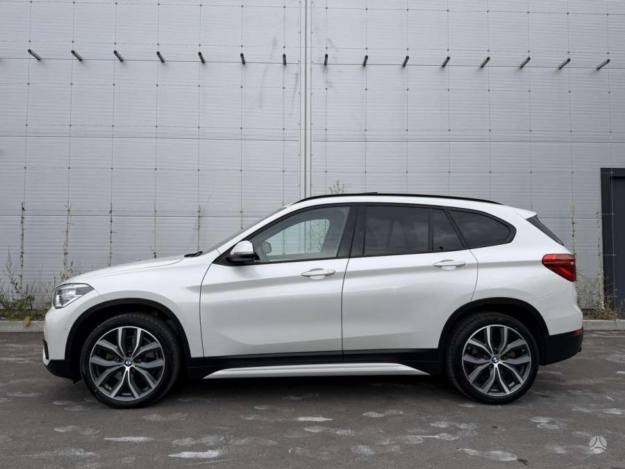 Balts BMW X1 2018 Utena, ar dzinēja tilpumu 2.00 L un nobraukumu 193 tūkst. km par 15750 €, foto 49 vietnē AUTOMOTO.COM.LV