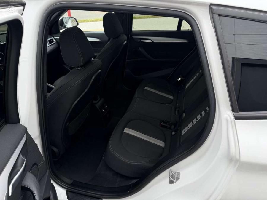 Balts BMW X1 2018 Utena, ar dzinēja tilpumu 2.00 L un nobraukumu 193 tūkst. km par 15750 €, foto 59 vietnē AUTOMOTO.COM.LV