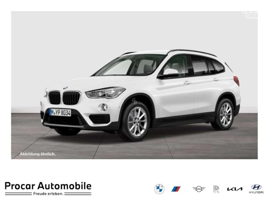 White BMW X1 2019 in Kaunas, with an engine capacity of 1.50 L and mileage of 34 thousand km for 22132 €, photo 1 on AUTOMOTO.COM.LV