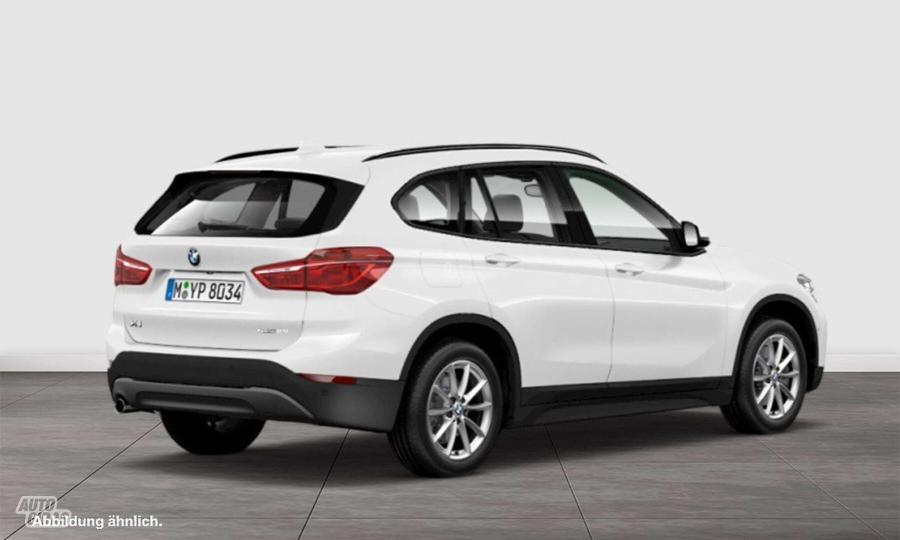 White BMW X1 2019 in Kaunas, with an engine capacity of 1.50 L and mileage of 34 thousand km for 22132 €, photo 2 on AUTOMOTO.COM.LV