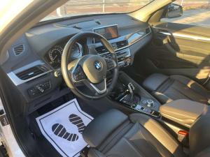 White BMW X1 2019 in Kaunas, with an engine capacity of 2.00 L and mileage of 100 thousand km for 22287 €, photo 15 on AUTOMOTO.COM.LV