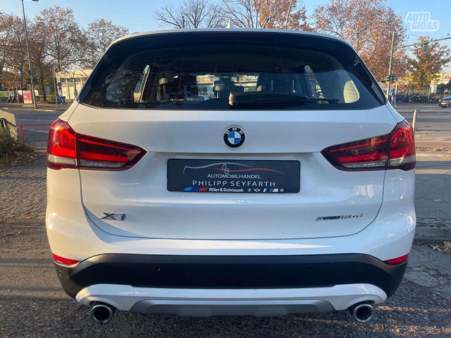 White BMW X1 2019 in Kaunas, with an engine capacity of 2.00 L and mileage of 100 thousand km for 22287 €, photo 27 on AUTOMOTO.COM.LV