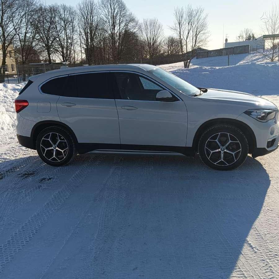 Balts BMW X1 2019 Radviliškis, ar dzinēja tilpumu 2.00 L un nobraukumu 98 tūkst. km par 15600 €, foto 12 vietnē AUTOMOTO.COM.LV