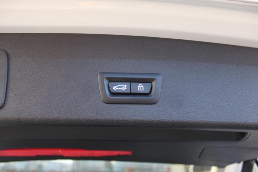 Balts BMW X1 2019 Rīga, ar dzinēja tilpumu 1.50 L un nobraukumu 70 tūkst. km par 23500 €, foto 7 vietnē AUTOMOTO.COM.LV