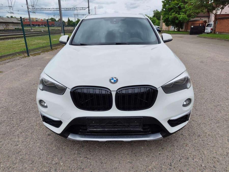 Balts BMW X1 2019 Šauļi, ar dzinēja tilpumu 2.00 L un nobraukumu 133 tūkst. km par 14900 €, foto 3 vietnē AUTOMOTO.COM.LV