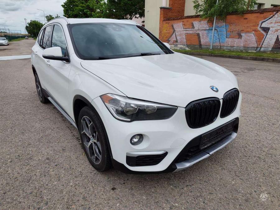 Balts BMW X1 2019 Šauļi, ar dzinēja tilpumu 2.00 L un nobraukumu 133 tūkst. km par 14900 €, foto 4 vietnē AUTOMOTO.COM.LV