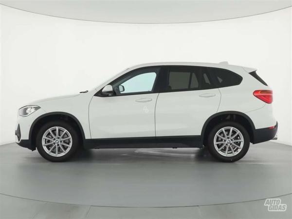 Balts BMW X1 2020 Kauņa, ar dzinēja tilpumu 2.00 L un nobraukumu 67 tūkst. km par 26363 €, foto 4 vietnē AUTOMOTO.COM.LV