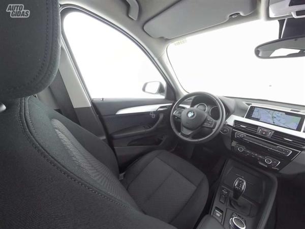 Balts BMW X1 2020 Kauņa, ar dzinēja tilpumu 2.00 L un nobraukumu 67 tūkst. km par 26363 €, foto 9 vietnē AUTOMOTO.COM.LV