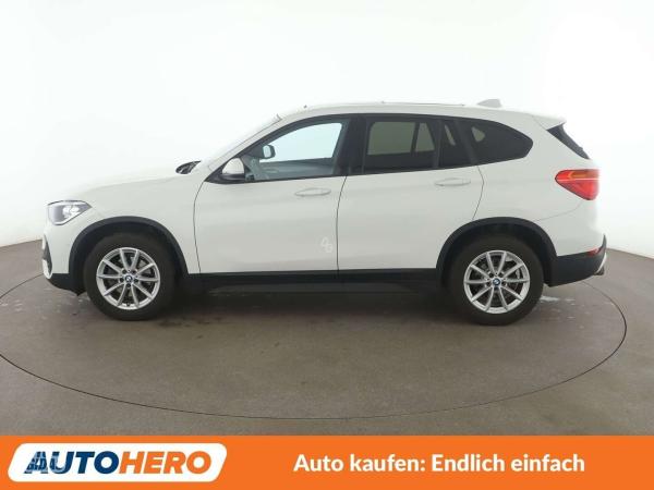 Balts BMW X1 2020 Kauņa, ar dzinēja tilpumu 2.00 L un nobraukumu 37 tūkst. km par 28765 €, foto 3 vietnē AUTOMOTO.COM.LV