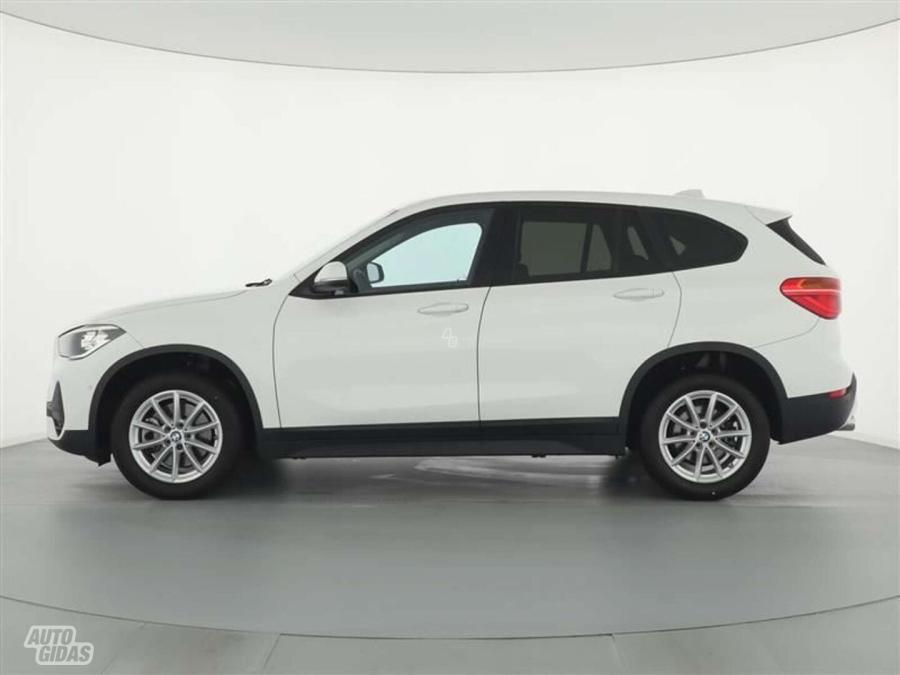 Balts BMW X1 2020 Kauņa, ar dzinēja tilpumu 2.00 L un nobraukumu 67 tūkst. km par 25853 €, foto 2 vietnē AUTOMOTO.COM.LV