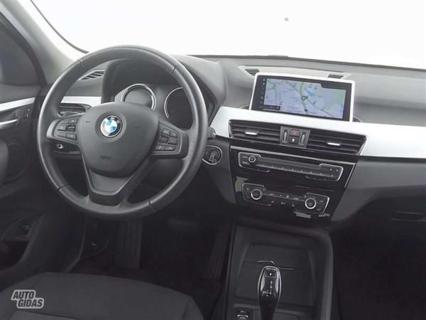 Balts BMW X1 2020 Kauņa, ar dzinēja tilpumu 2.00 L un nobraukumu 67 tūkst. km par 25853 €, foto 6 vietnē AUTOMOTO.COM.LV