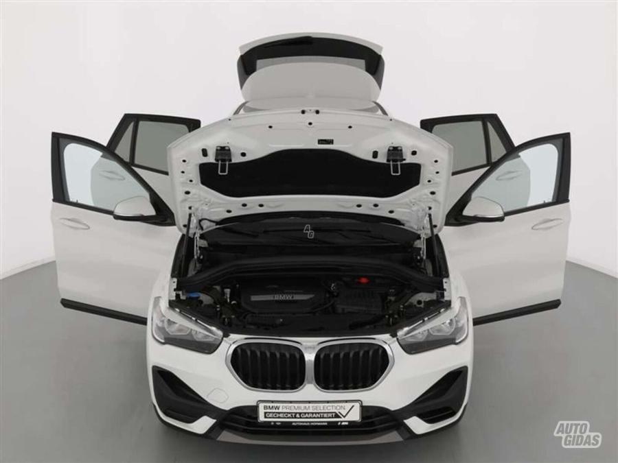 White BMW X1 2020 in Kaunas, with an engine capacity of 2.00 L and mileage of 67 thousand km for 25853 €, photo 12 on AUTOMOTO.COM.LV