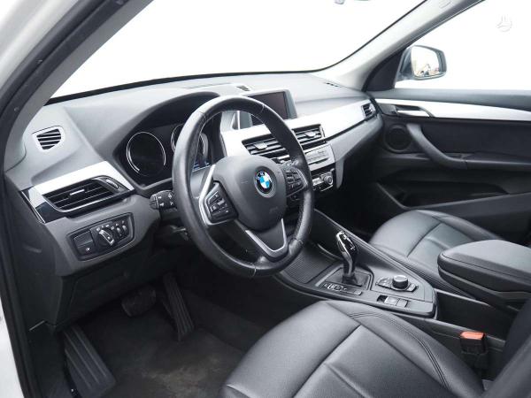 Balts BMW X1 2020 Viļņa, ar dzinēja tilpumu 1.50 L un nobraukumu 131 tūkst. km par 17600 €, foto 9 vietnē AUTOMOTO.COM.LV