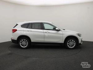 White BMW X1 2020 in Vilnius, with an engine capacity of 2.00 L and mileage of 233 thousand km for 15999 €, photo 10 on AUTOMOTO.COM.LV