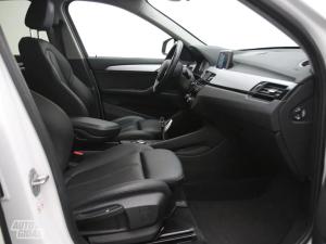 White BMW X1 2020 in Vilnius, with an engine capacity of 2.00 L and mileage of 233 thousand km for 15999 €, photo 15 on AUTOMOTO.COM.LV