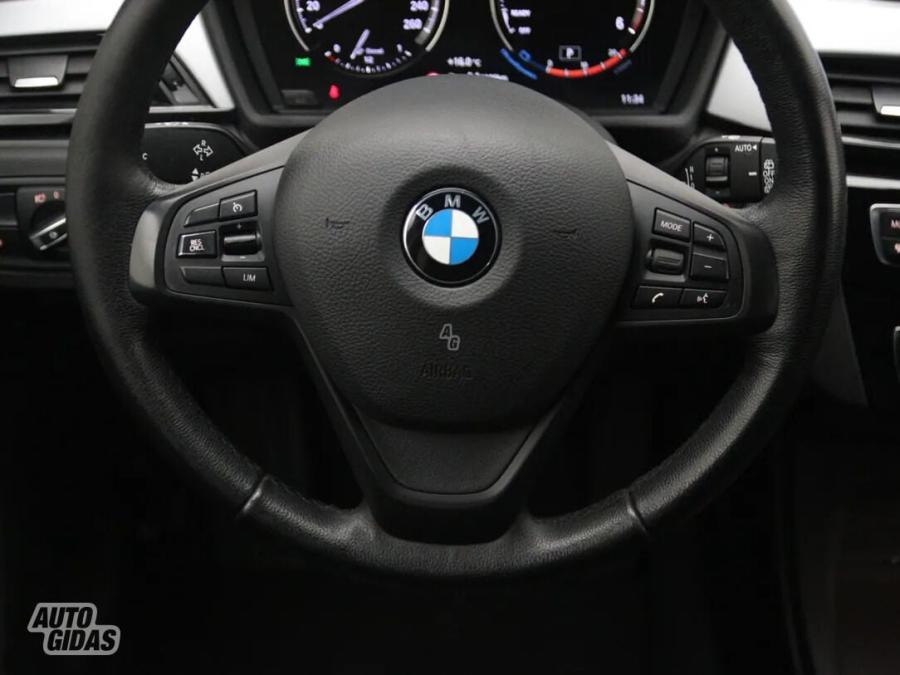 White BMW X1 2020 in Vilnius, with an engine capacity of 2.00 L and mileage of 233 thousand km for 15999 €, photo 19 on AUTOMOTO.COM.LV