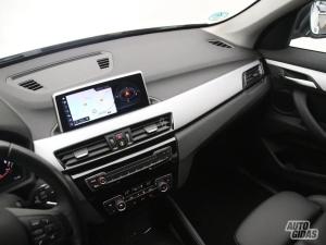 White BMW X1 2020 in Vilnius, with an engine capacity of 2.00 L and mileage of 233 thousand km for 15999 €, photo 22 on AUTOMOTO.COM.LV
