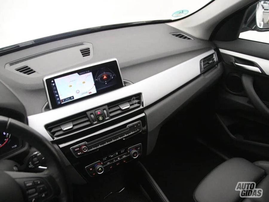 White BMW X1 2020 in Vilnius, with an engine capacity of 2.00 L and mileage of 233 thousand km for 15999 €, photo 22 on AUTOMOTO.COM.LV