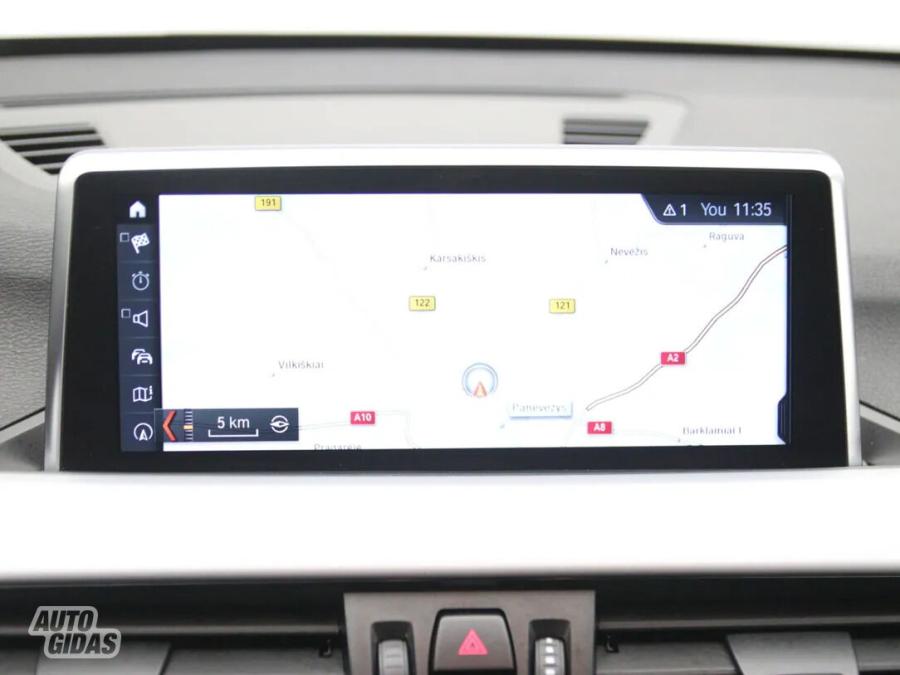 White BMW X1 2020 in Vilnius, with an engine capacity of 2.00 L and mileage of 233 thousand km for 15999 €, photo 25 on AUTOMOTO.COM.LV