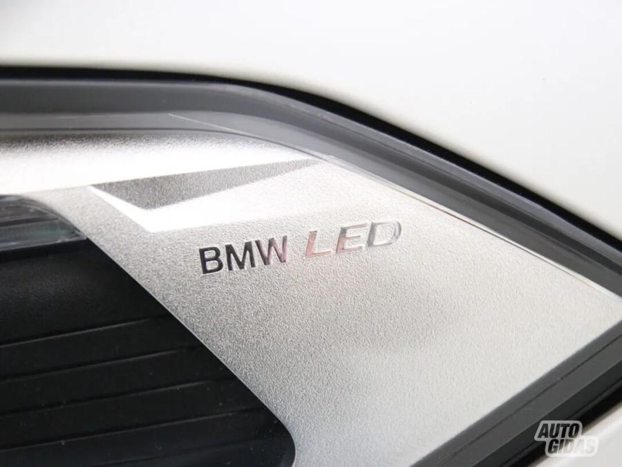White BMW X1 2020 in Vilnius, with an engine capacity of 2.00 L and mileage of 233 thousand km for 15999 €, photo 33 on AUTOMOTO.COM.LV