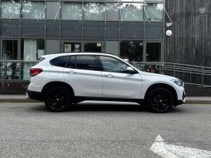 White BMW X1 2020 in Utena, with an engine capacity of 2.00 L and mileage of 196 thousand km for 16200 €, photo 16 on AUTOMOTO.COM.LV