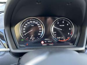 White BMW X1 2020 in Utena, with an engine capacity of 2.00 L and mileage of 196 thousand km for 16200 €, photo 30 on AUTOMOTO.COM.LV