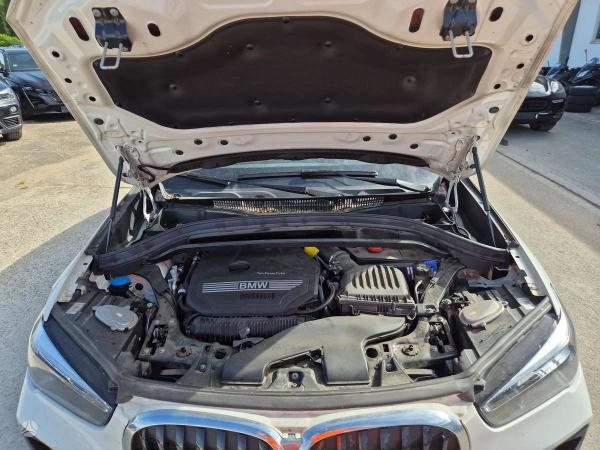 White BMW X1 2020 in Vilnius, with an engine capacity of 2.00 L and mileage of 104 thousand km for 13450 €, photo 8 on AUTOMOTO.COM.LV