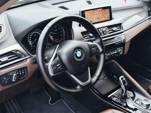 White BMW X1 2020 in Siauliai, with an engine capacity of 2.00 L and mileage of 242 thousand km for 16350 €, photo 13 on AUTOMOTO.COM.LV