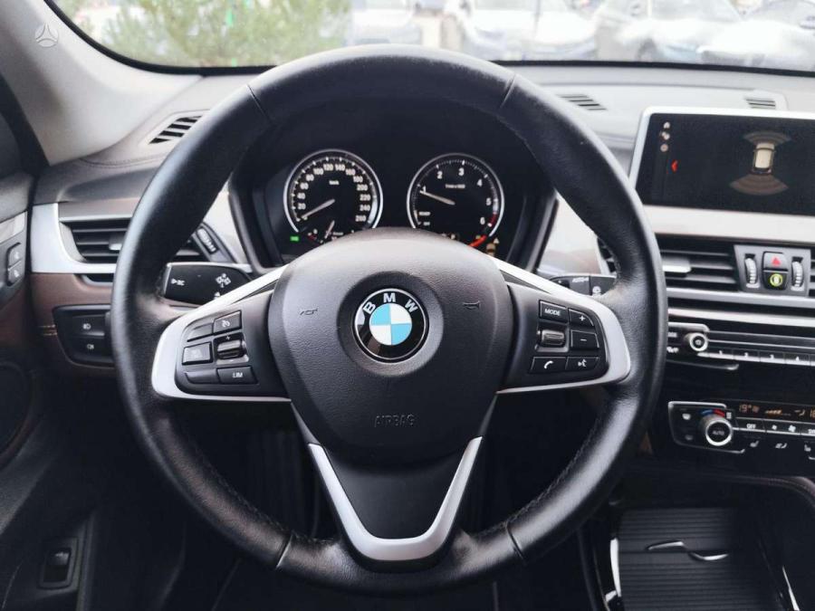 White BMW X1 2020 in Siauliai, with an engine capacity of 2.00 L and mileage of 242 thousand km for 16350 €, photo 14 on AUTOMOTO.COM.LV