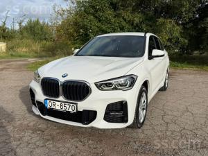 Balts BMW X1 2020 Liepāja, ar dzinēja tilpumu 2.00 L un nobraukumu 176 tūkst. km par 17500 €, foto  vietnē AUTOMOTO.COM.LV