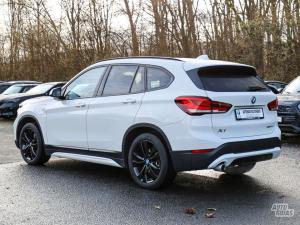 White BMW X1 2021 in Kaunas, with an engine capacity of 1.50 L and mileage of 58 thousand km for 28982 €, photo 7 on AUTOMOTO.COM.LV