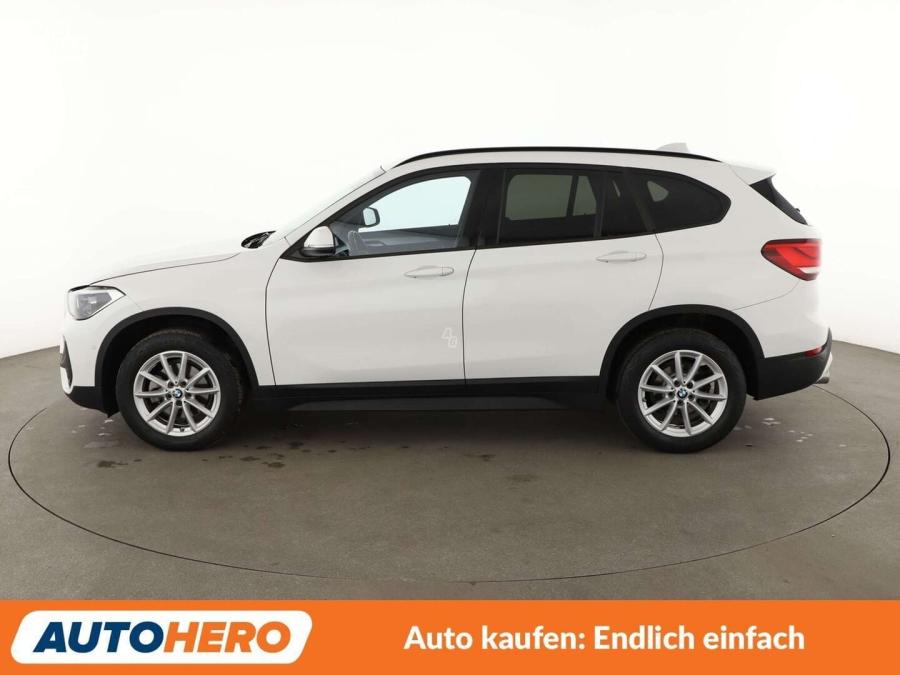Balts BMW X1 2021 Kauņa, ar dzinēja tilpumu 2.00 L un nobraukumu 55 tūkst. km par 29363 €, foto 3 vietnē AUTOMOTO.COM.LV