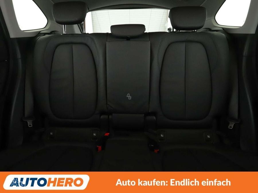 Balts BMW X1 2021 Kauņa, ar dzinēja tilpumu 2.00 L un nobraukumu 55 tūkst. km par 29363 €, foto 15 vietnē AUTOMOTO.COM.LV