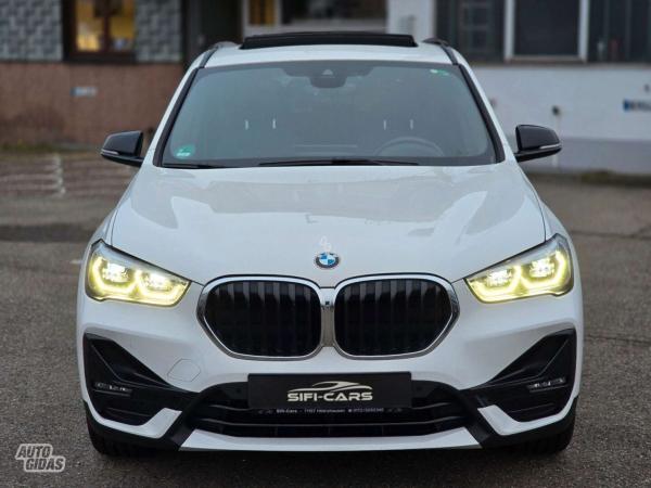 White BMW X1 2021 in Kaunas, with an engine capacity of 2.00 L and mileage of 90 thousand km for 29019 €, photo 4 on AUTOMOTO.COM.LV