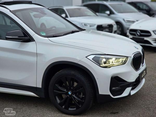 White BMW X1 2021 in Kaunas, with an engine capacity of 2.00 L and mileage of 90 thousand km for 29019 €, photo 6 on AUTOMOTO.COM.LV