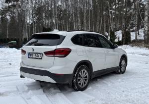 White BMW X1 2021 in Riga, with an engine capacity of 1.50 L and mileage of 30 thousand km for 25900 €, photo 6 on AUTOMOTO.COM.LV