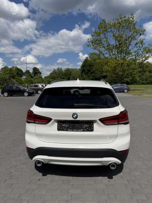 Balts BMW X1 2021 Kauņa, ar dzinēja tilpumu 2.00 L un nobraukumu 290 tūkst. km par 13500 €, foto 10 vietnē AUTOMOTO.COM.LV