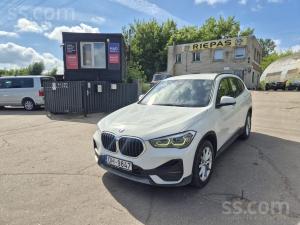 Balts BMW X1 2021 Rīga, ar dzinēja tilpumu 2.00 L un nobraukumu 254 tūkst. km par 17490 €, foto  vietnē AUTOMOTO.COM.LV