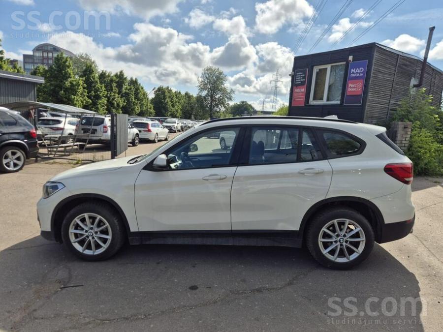 White BMW X1 2021 in Riga, with an engine capacity of 2.00 L and mileage of 254 thousand km for 17490 €, photo 10 on AUTOMOTO.COM.LV