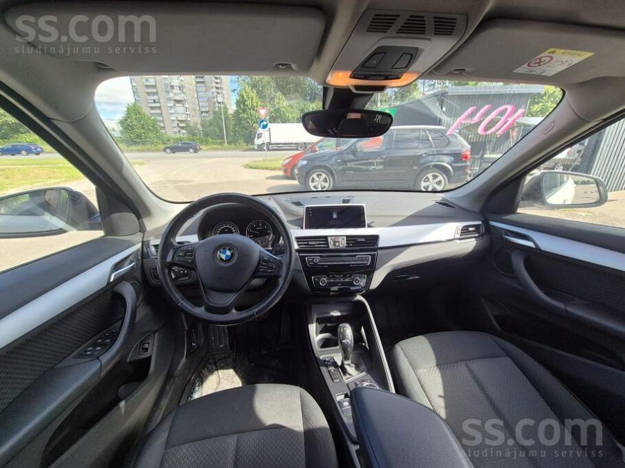 White BMW X1 2021 in Riga, with an engine capacity of 2.00 L and mileage of 254 thousand km for 17490 €, photo 18 on AUTOMOTO.COM.LV