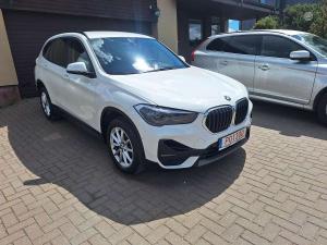 White BMW X1 2021 in Kaunas, with an engine capacity of 1.50 L and mileage of 78 thousand km for 14950 €, photo 3 on AUTOMOTO.COM.LV