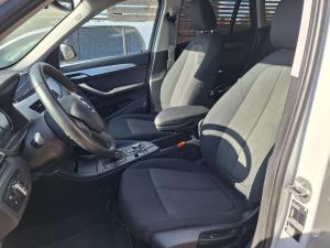 White BMW X1 2021 in Kaunas, with an engine capacity of 1.50 L and mileage of 78 thousand km for 14950 €, photo 11 on AUTOMOTO.COM.LV