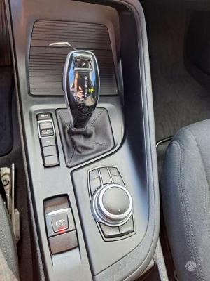White BMW X1 2021 in Kaunas, with an engine capacity of 1.50 L and mileage of 78 thousand km for 14950 €, photo 24 on AUTOMOTO.COM.LV