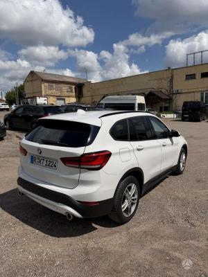 Balts BMW X1 2021 Kauņa, ar dzinēja tilpumu 2.00 L un nobraukumu 300 tūkst. km par 14200 €, foto 10 vietnē AUTOMOTO.COM.LV