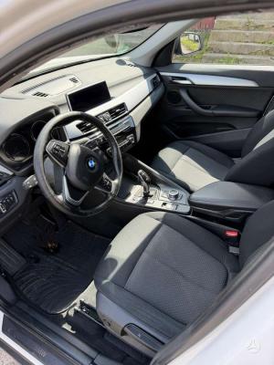 Balts BMW X1 2021 Kauņa, ar dzinēja tilpumu 2.00 L un nobraukumu 300 tūkst. km par 14200 €, foto 16 vietnē AUTOMOTO.COM.LV