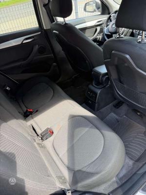 Balts BMW X1 2021 Kauņa, ar dzinēja tilpumu 2.00 L un nobraukumu 300 tūkst. km par 14200 €, foto 19 vietnē AUTOMOTO.COM.LV
