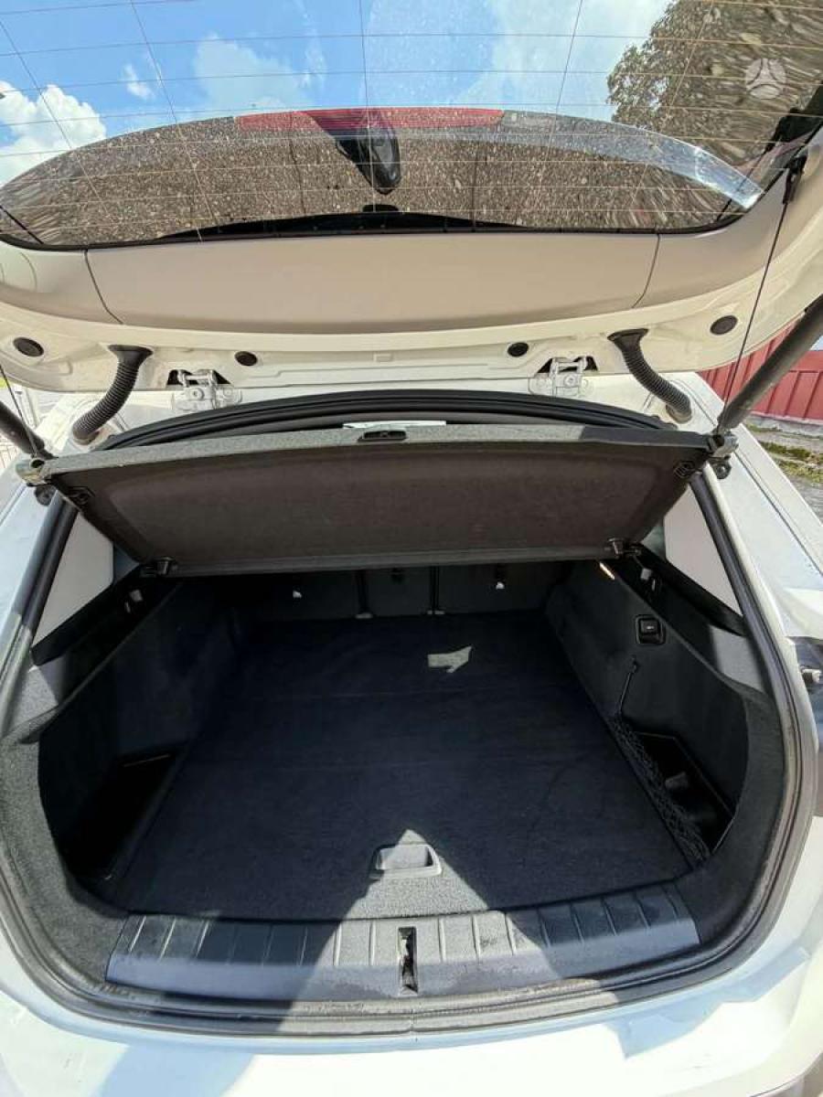 Balts BMW X1 2021 Viļņa, ar dzinēja tilpumu 2.00 L un nobraukumu 290 tūkst. km par 14100 €, foto 9 vietnē AUTOMOTO.COM.LV