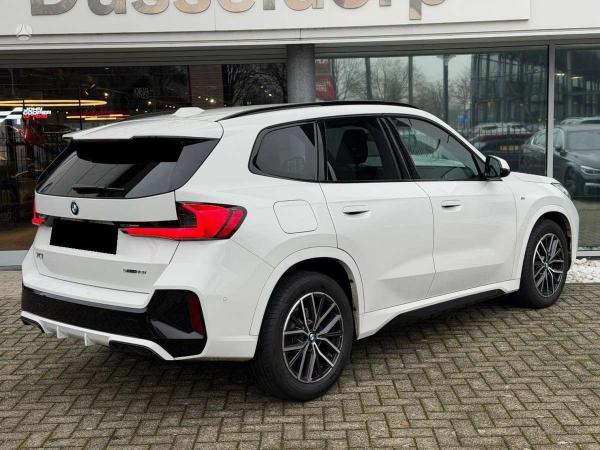 Balts BMW X1 2022 Viļņa, ar dzinēja tilpumu 1.50 L un nobraukumu 107 tūkst. km par 32658 €, foto 2 vietnē AUTOMOTO.COM.LV