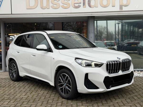 Balts BMW X1 2022 Viļņa, ar dzinēja tilpumu 1.50 L un nobraukumu 107 tūkst. km par 32658 €, foto 3 vietnē AUTOMOTO.COM.LV